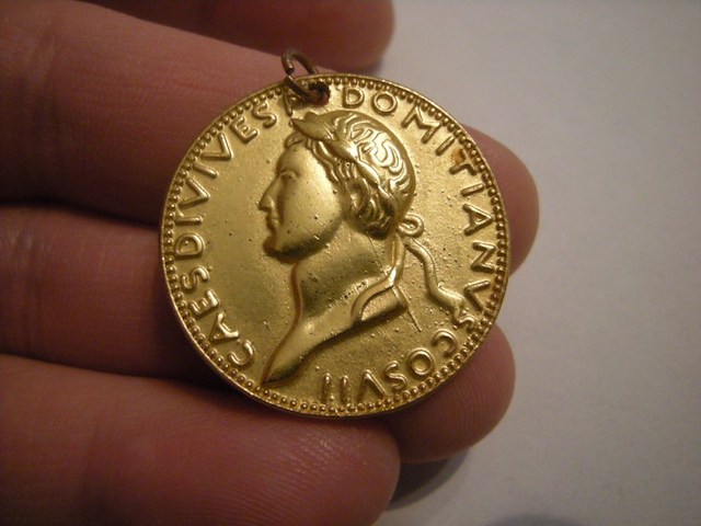 Medaljon DOMINTIANUS