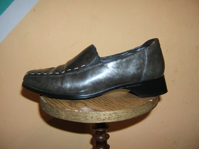 RIEKER sivomaslinaste cipele mokasine lak koža vel 38