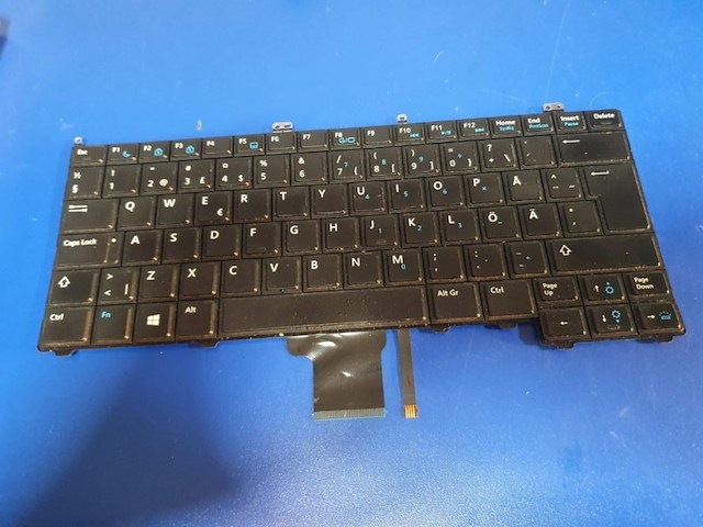 Tastatura za Dell Latitude E7240 Ima osvetljenje.