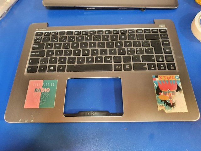 Tastatura sa palmrestom za Asus L403S
