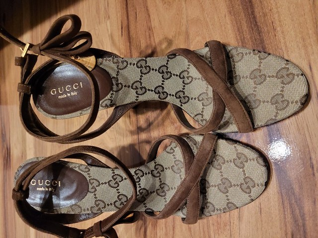 **Gucci sandale**