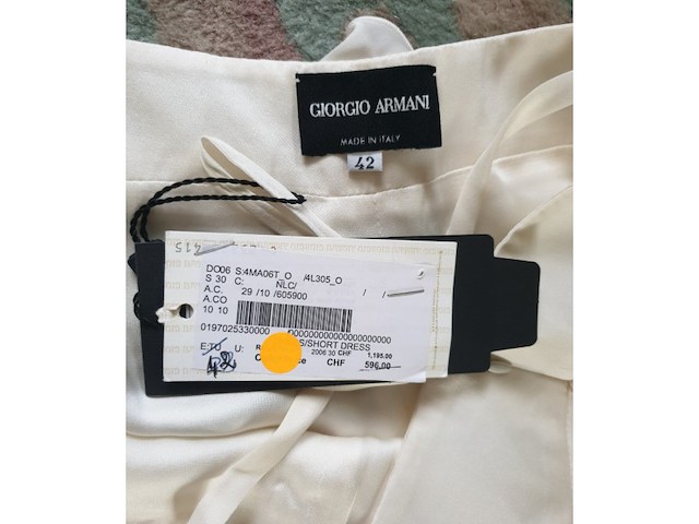 GIORGIO ARMANI original SVILENA HALJINA IT 42 NOVA