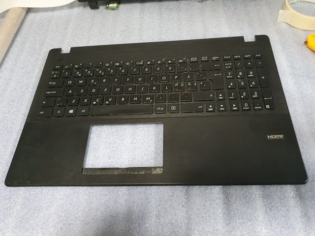 Tastatura sa palmrestom za Asus R512M