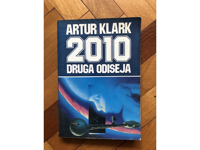 2010: Druga Odiseja / Artur Klark