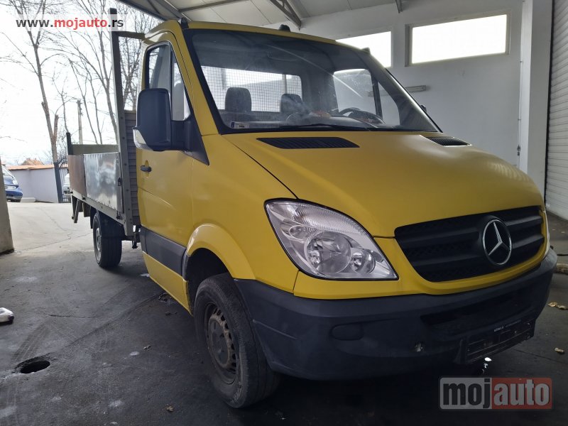 Mercedes Sprinter W906 delovi