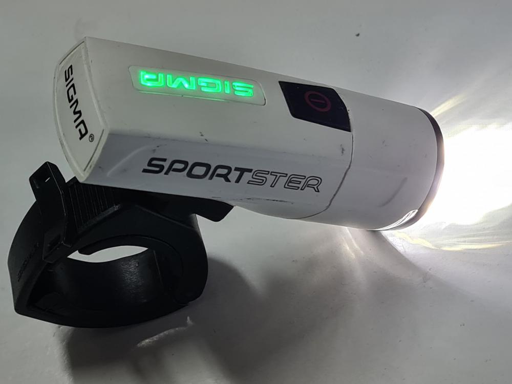 Sigma sportster,USB punjenje ,EXTRA,led 40 lux