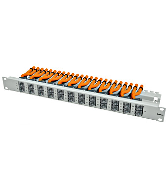 PreLink/fixLink prespojni panel 19'' 1U, desno ukošeni utori
Departure: 24 right, CKVPL0R01E