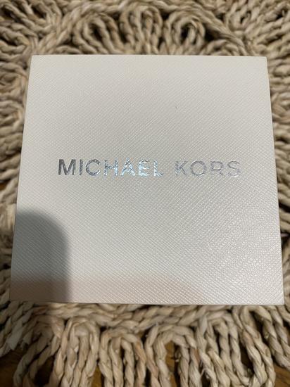 Michael Kors sat