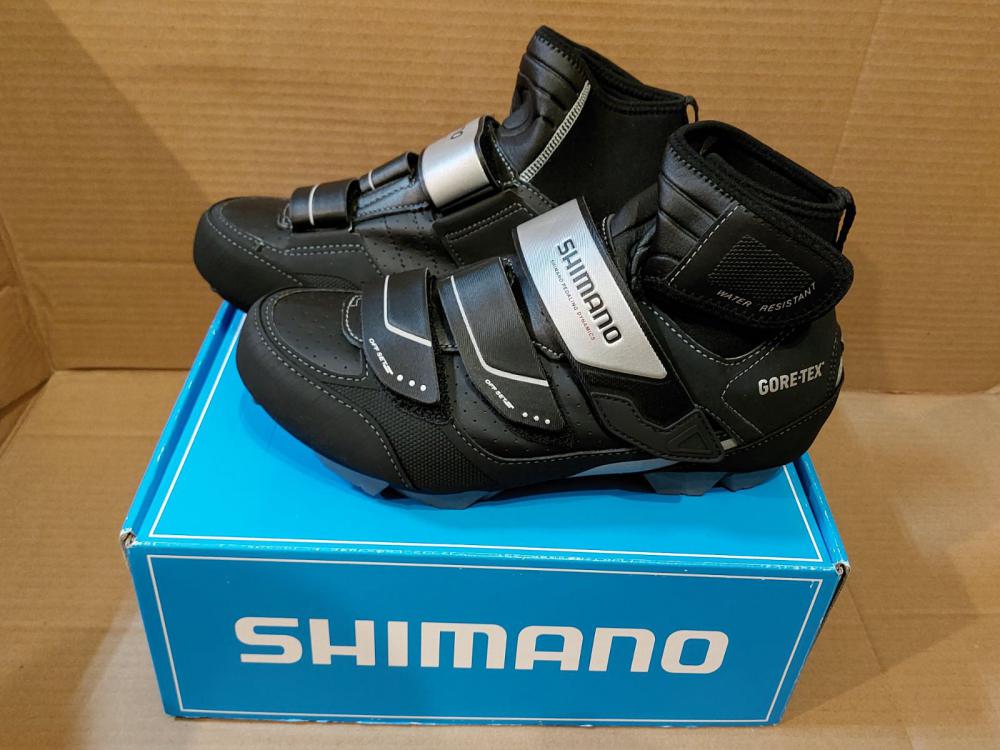 SHIMANO SH-MW81 42,43