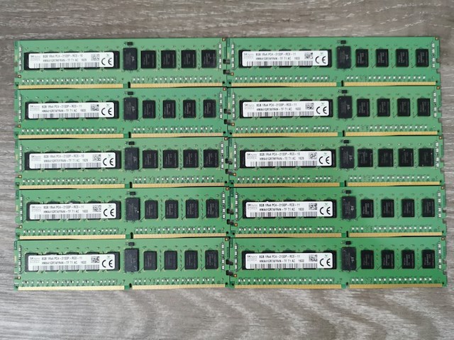 SK Hynix DDR4 RAM Memorija 8GB PC4-2133P HMA41GR7MFR4N