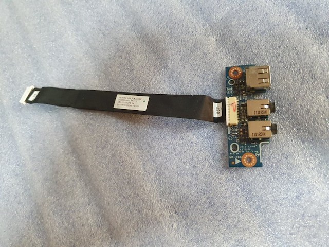 Audio, USB konektor za  Asus X53B