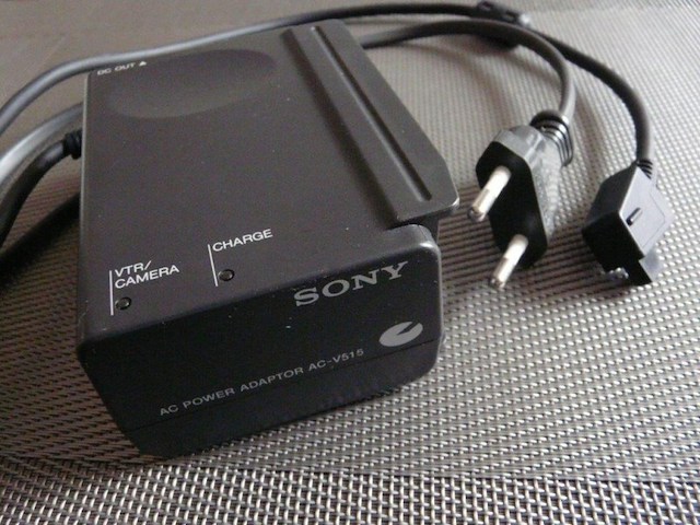 SONY  AC-V515 - punjač za NP baterije video kamera