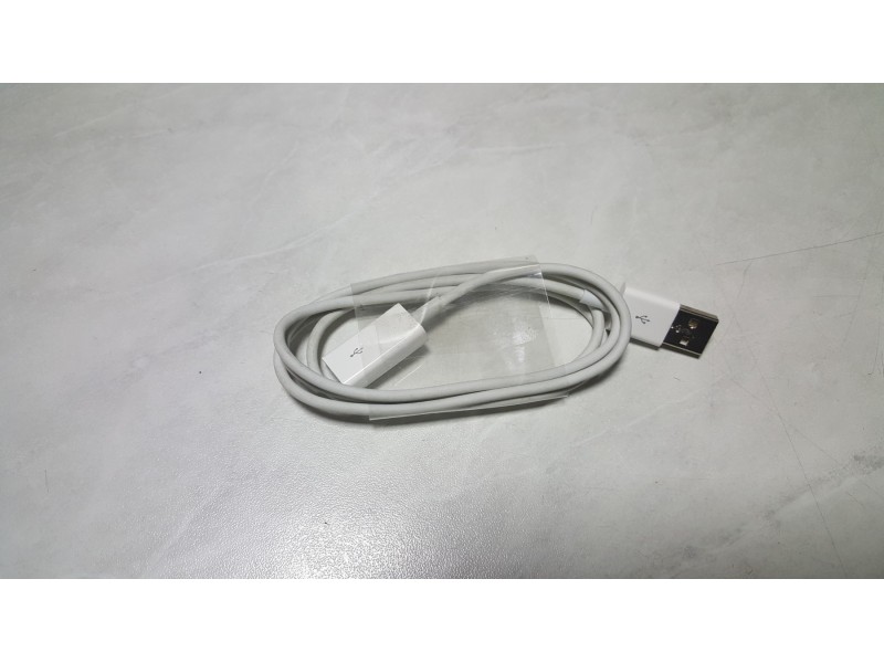 usb musko zenski apple kablic ispravan