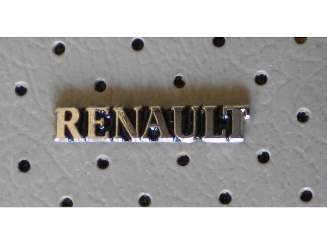 `Renault`