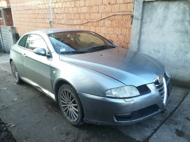 Alfa Romeo GT DELOVI KOD BOJE 651