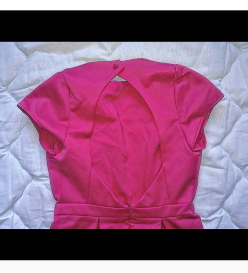 Pink haljina sa golim ledjima XS