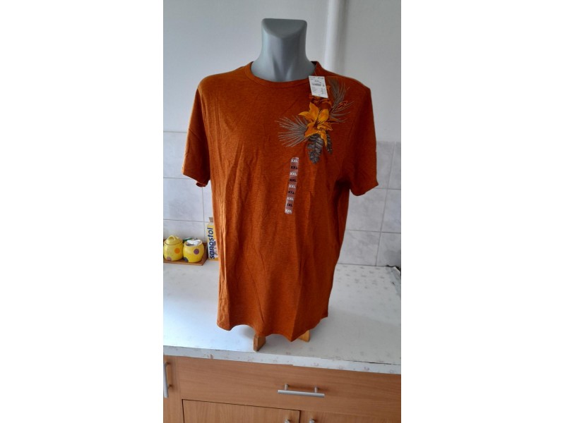 ****KIABI MAJCAPRELEPA XXL***