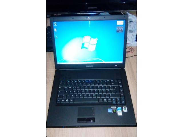 Laptop (79) Samsung NP-R70