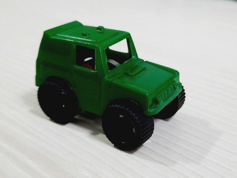 ZELENI DŽIP KINDER