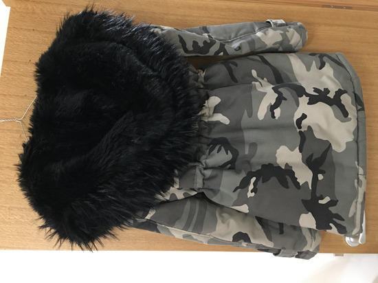 Military zimska jakna sa krznenom kapuljacom