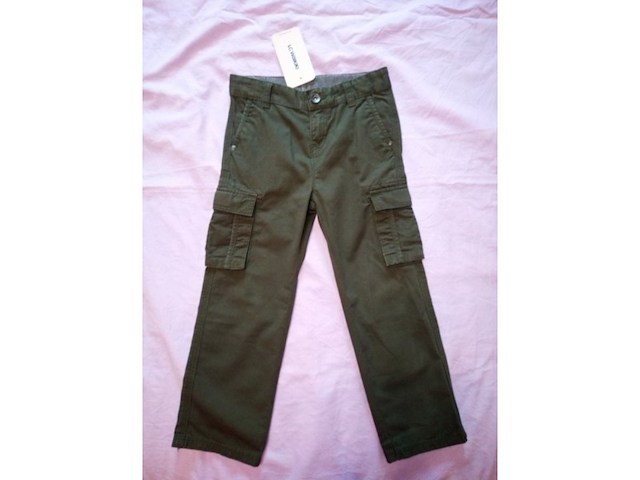 Waikiki pantalone vel 104/110 NOVE