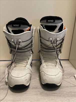 Cipele za snowboard Nitro vel. 42 2/3, uvoz Svajca