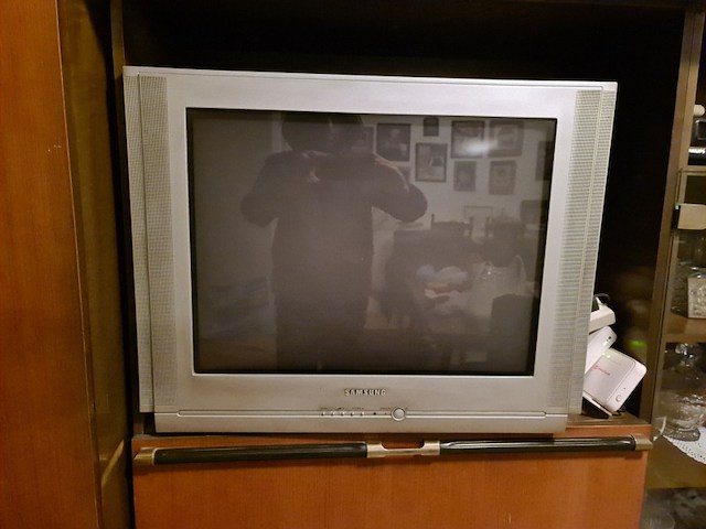 Samsung TV dijagonala 69cm