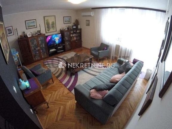 Čukarica, Banovo brdo, Dostojevskog, 3.5, 125m2, 230000 EUR