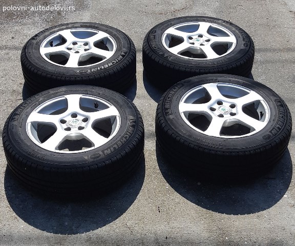 Michelin gume 195 65 R15 + Alu felne 15 5x100 VW AUDI SKODA