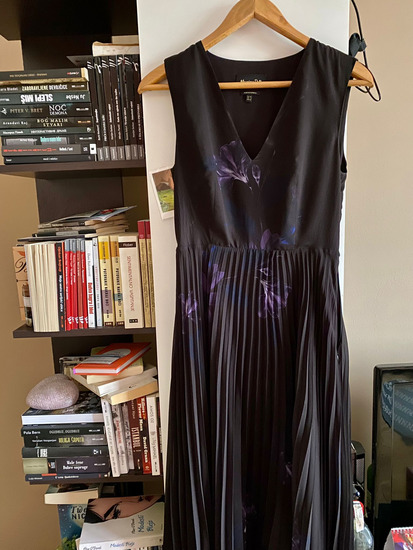 Predivna Massimo Dutti haljina