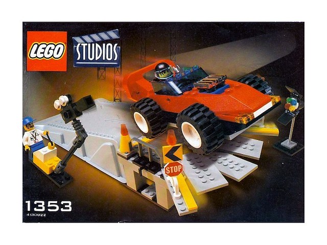 LEGO Studios -  1353 Car Stunt Studio