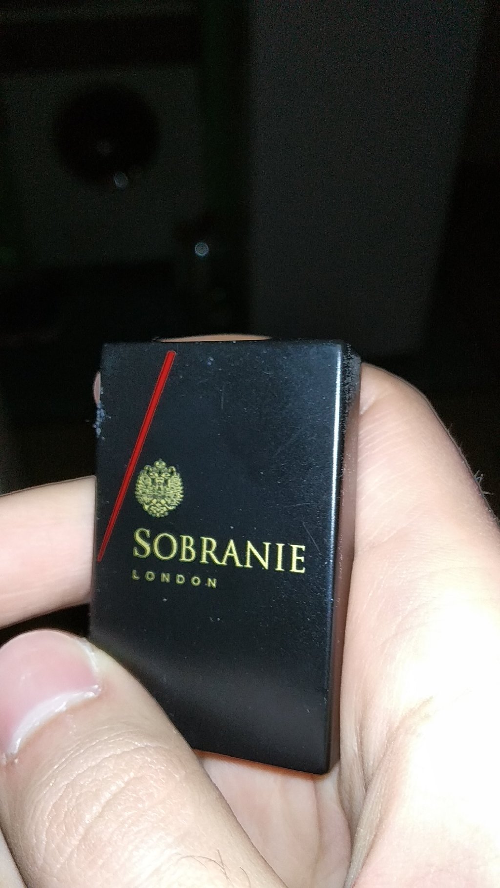 Sobranie London elektronski upaljac Elektronski upaljac radi, za