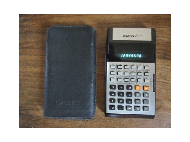 CASIO fx-29 stari kalkulator iz 1977. godine
