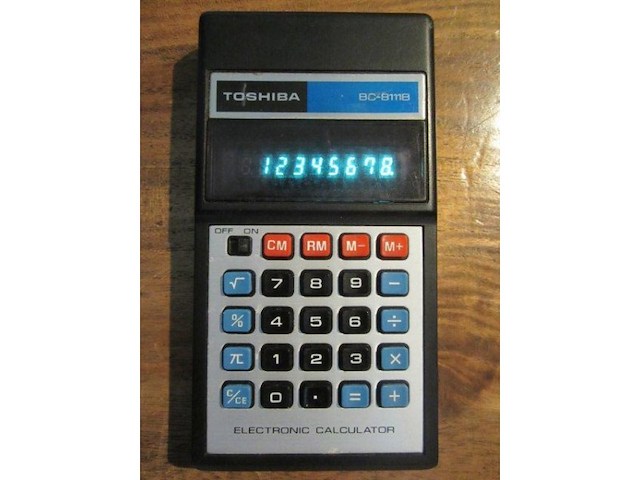 TOSHIBA  BC-8111B  stari kalkulator iz 1978. god.