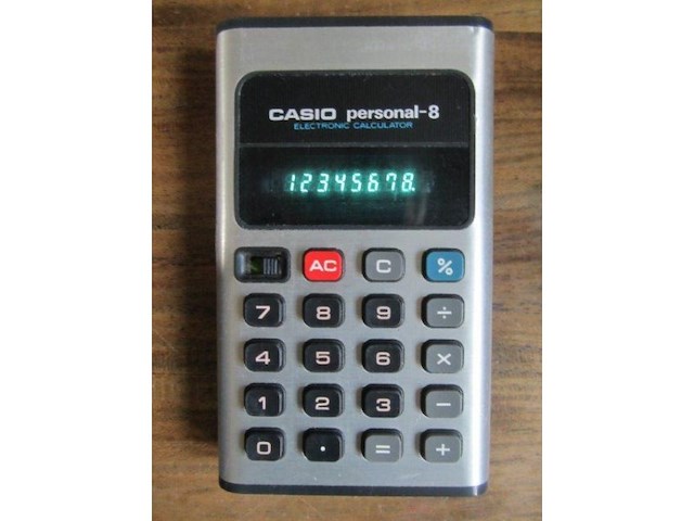 Casio Personal 8 - stari kalkulator iz 1975. godine