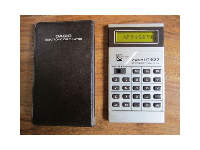 CASIO LC-822 - retro LCD kalkulator