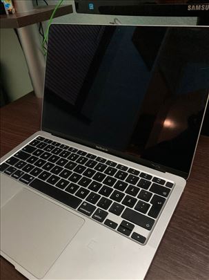 Macbook Air 2020 / i5 / 256GB SSD