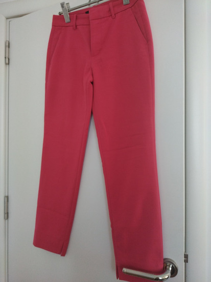 Zara poslovne pantalone