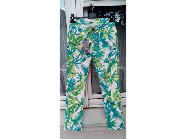 `DILVIN` ELASTIČNE PANTALONE JUNGLE DEZEN - NOVO XS/S/M