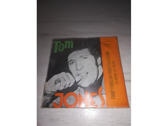 Tom Jones - Funny Familliar Forgotten Feelings