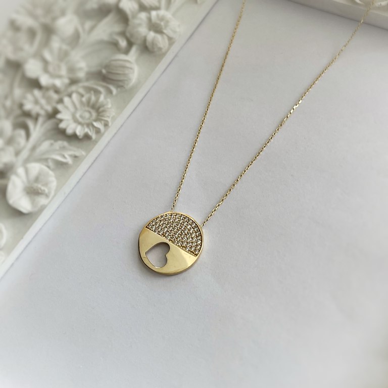 Ogrlica od žutog zlata sa cirkonima i srcem