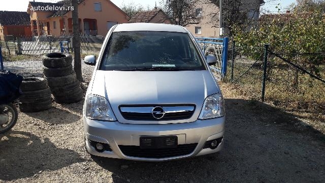 Opel meriva polovni delovi