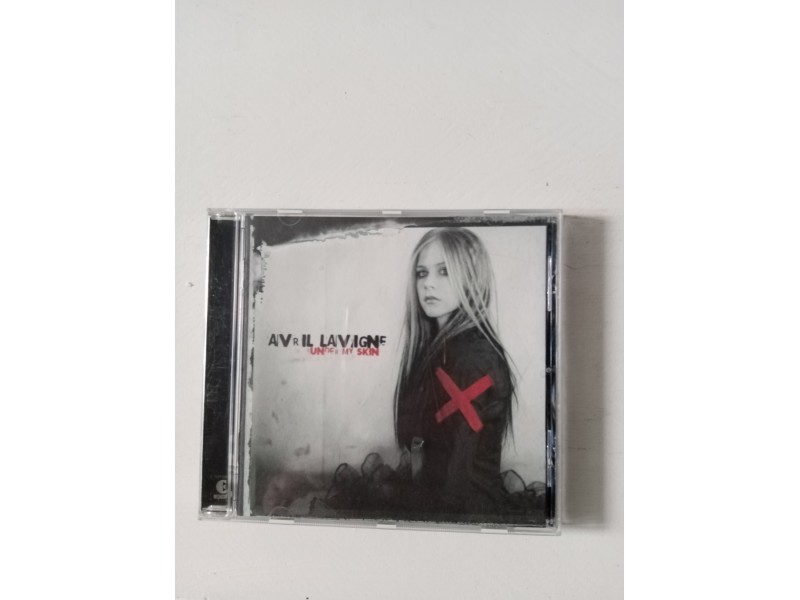 AVRIL LAVIGNE - UNDER MY SKIN