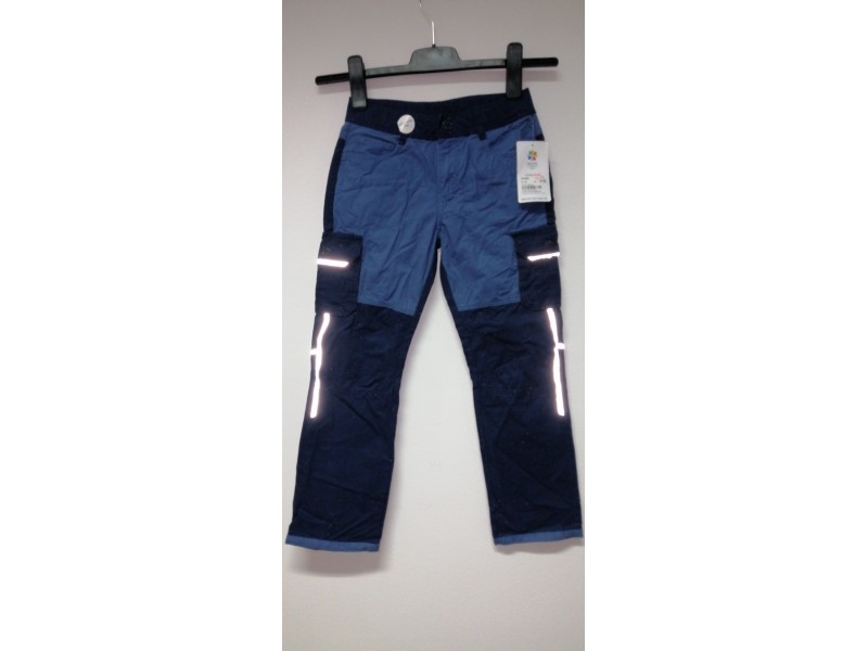 FENOMENALNE PANTALONE - NOVO!!!