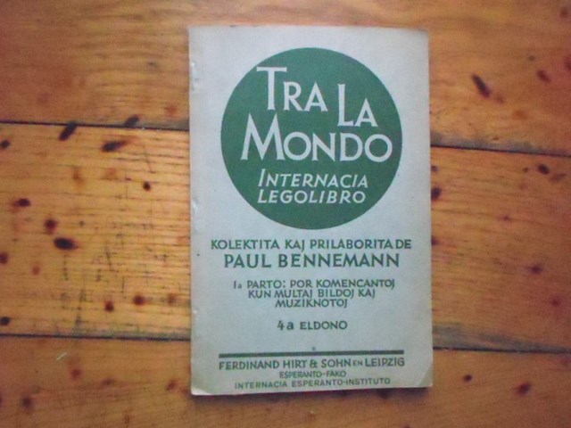 PAUL BENNEMANN-TRALA MONDO INTERNACIO LEGOLIBRO