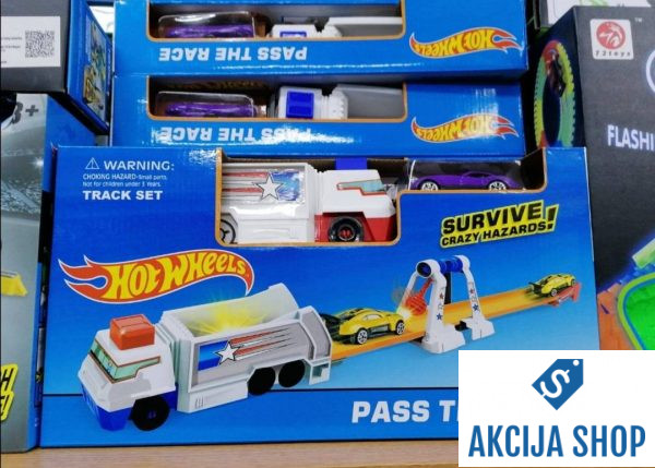 Hot wheels trkačka staza sa preprekama – Hot wheels trkačka staza sa preprekama