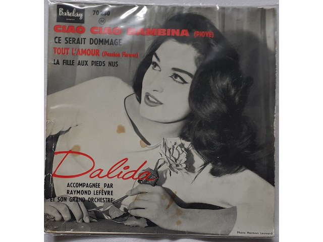 DALIDA  -  CIAO  CIAO  BAMBINA (PIOVE)