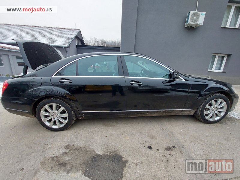 Mercedes S klasa W221 4matic Facelift delovi