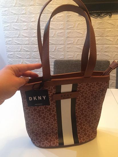 DKNY krem torbica