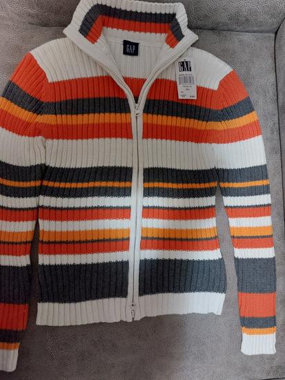 Original GAP džemper sa etiketom